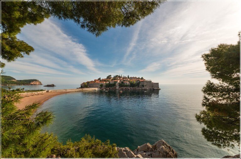 Sveti Stefan Travel Guide: Best Things to Do in Sveti Stefan (2023)